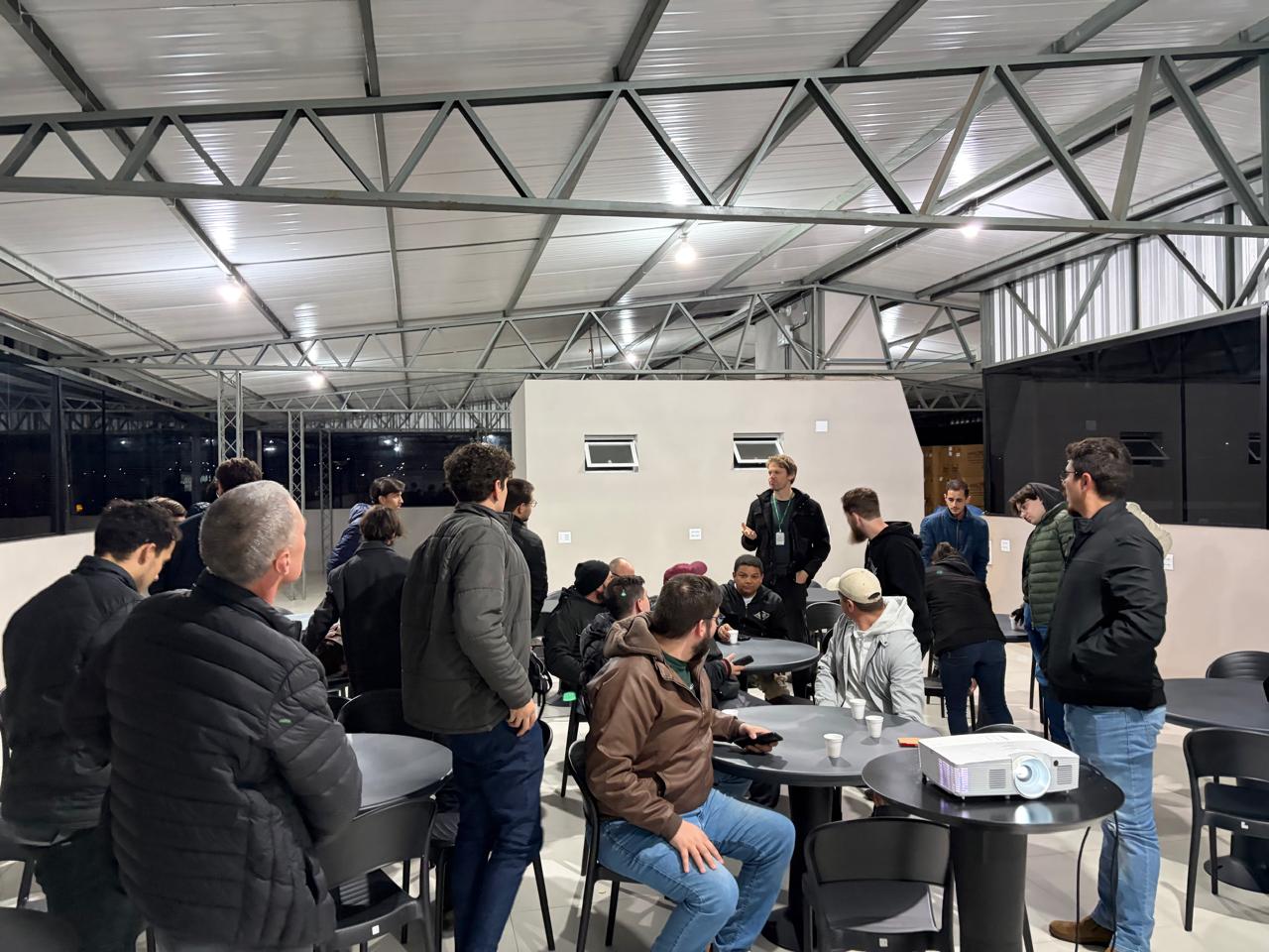 Estudantes do CST em Mecatrônica Industrial do IFFar - Campus Santa ...